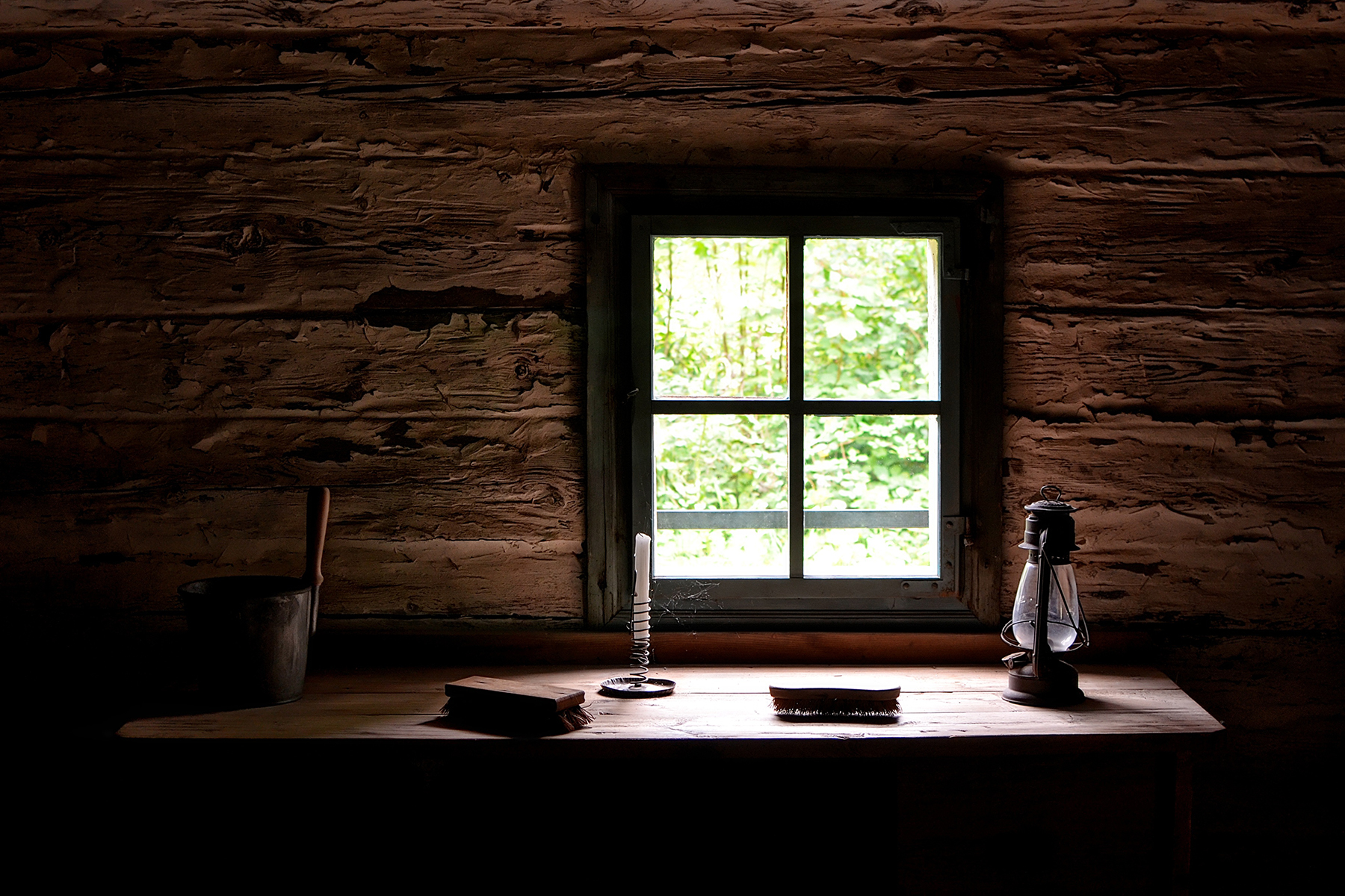 Life Without Electricity - Where the Dogwood Blooms